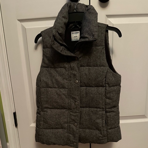Old Navy | Jackets & Coats | Old Navy Heather Gray Puffer Vest Buttonup Zip Closure Sz ...